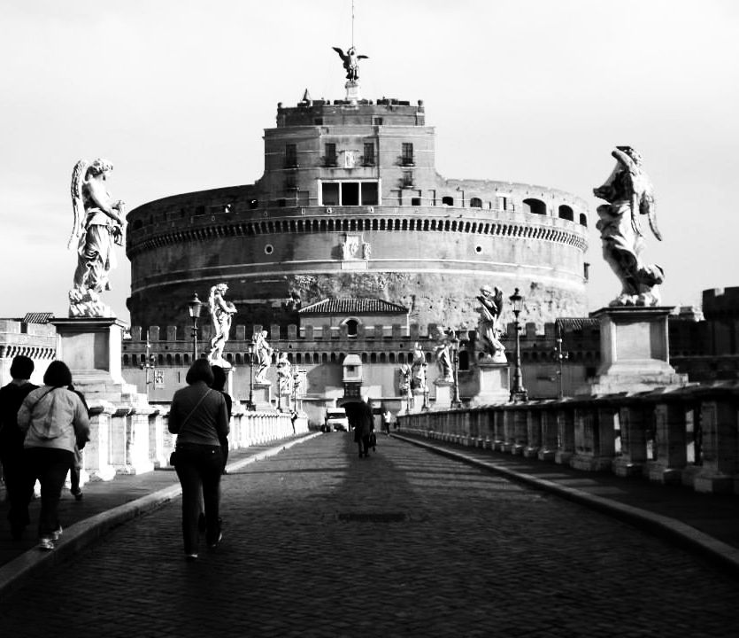 Crowds – Seneca – Consolation of Antiquity